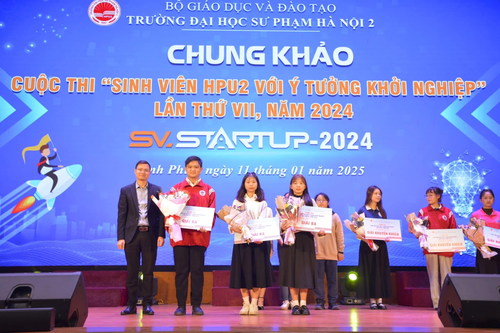 Thực tiễn và thành tựu nổi bật của sinh viên ngành Công nghệ sinh học – Khoa Sinh học, trường ...
